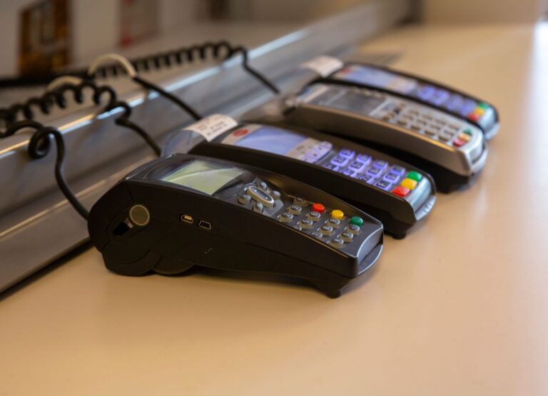 Shopify POS: A Complete Guide 2025